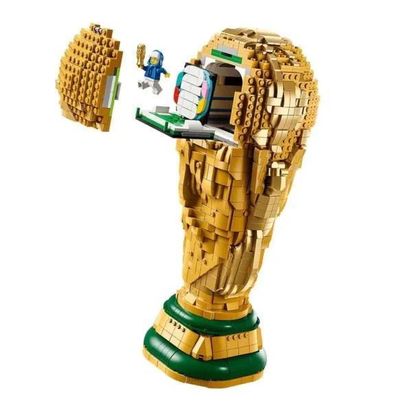 Lego Editions FIFA World Cup Official Trophy Building Kit 43020 (2842 ...